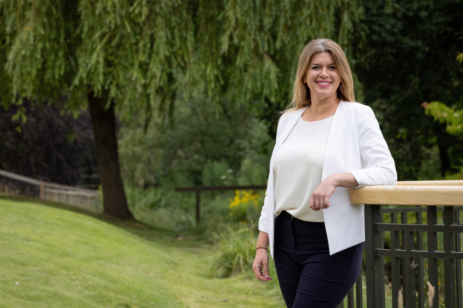 Meet Lucy Robson, Executive Assistant & Team Lead - Middleton Advisors